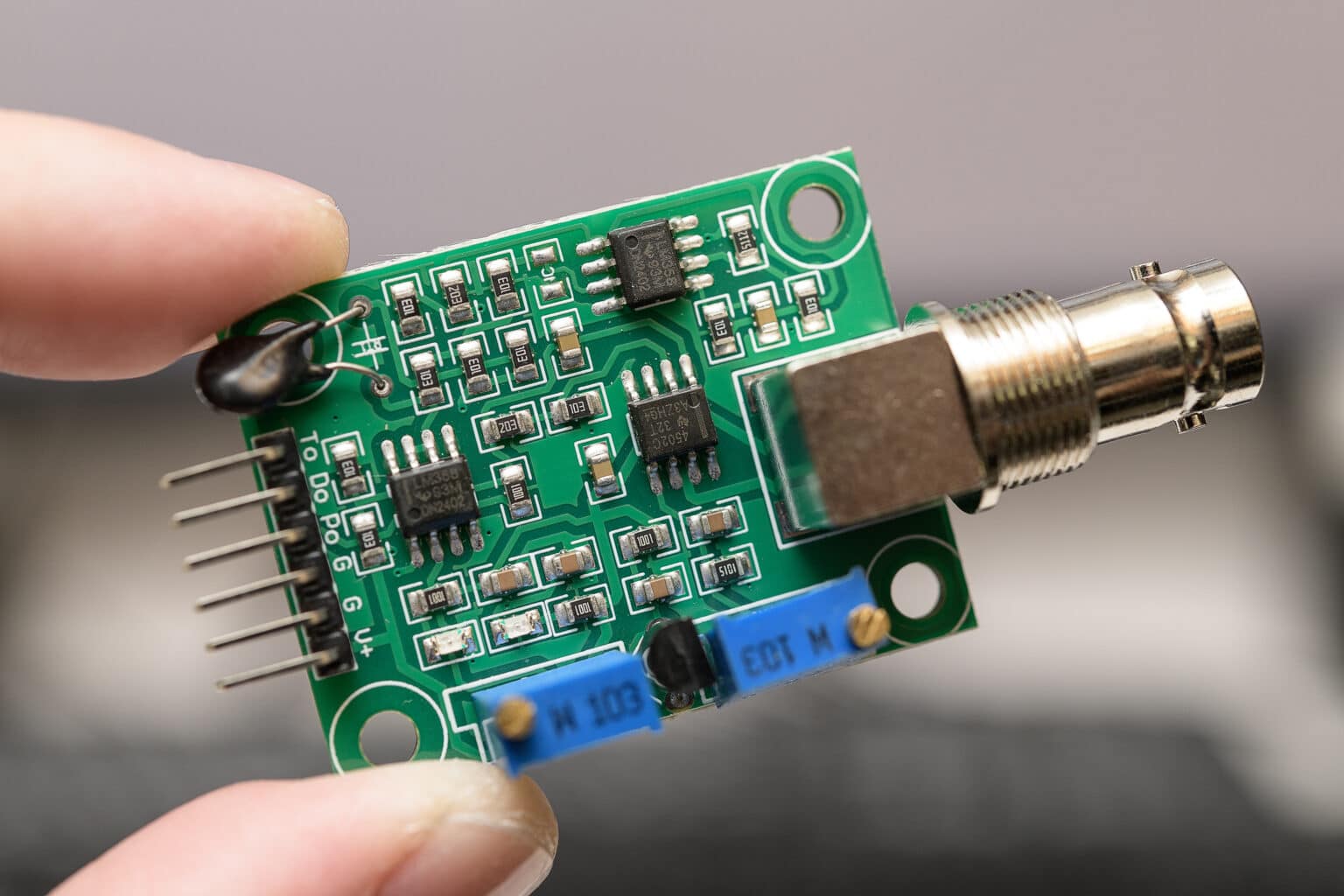 可用於ESP32上經濟實惠的pH量測模組PH-4502C – 蜥蜴遇水寒